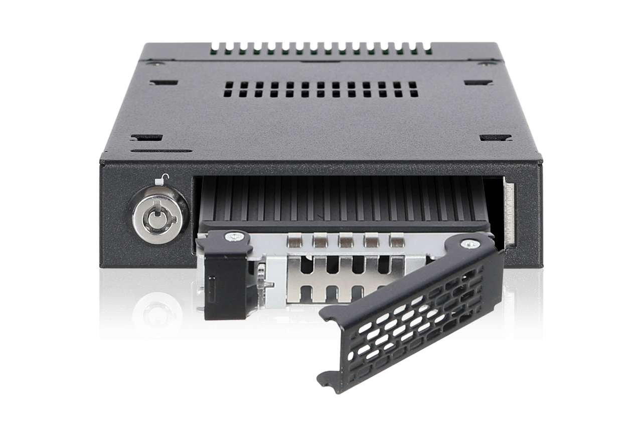 M.2 PCIe 3.0/4.0 NVMe SSD Mobile Rack for External 3.5” Drive Bay