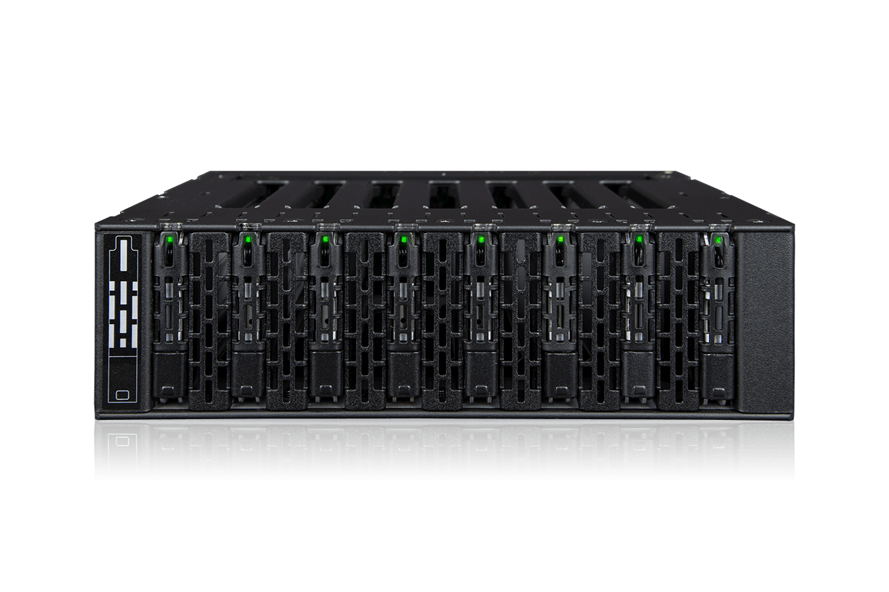 8 x M.2 NVMe SSD PCIe 4.0 Mobile Rack for 5.25" Bay with 8 x OCuLink